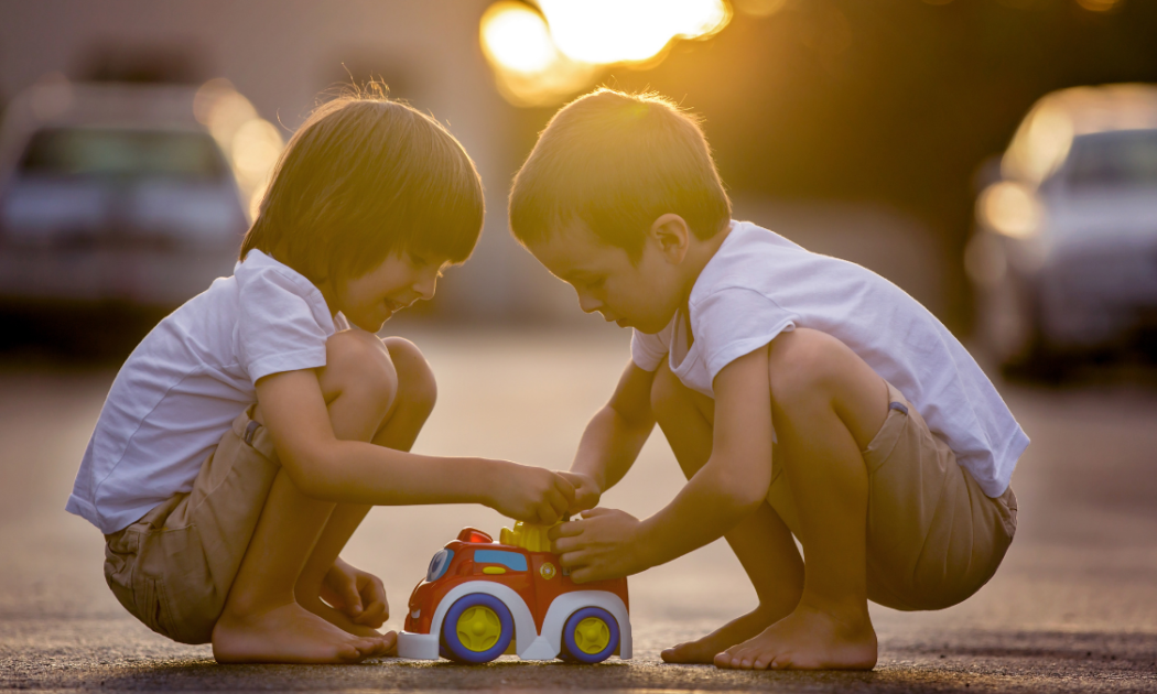 Los beneficios de volver a compartir con amigos y familia